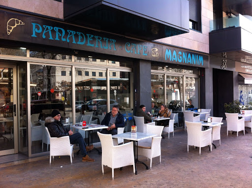 Restaurante Cafetería Magnànim en Palma de Mallorca
