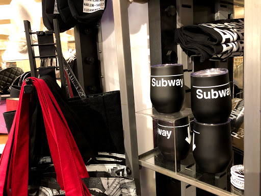 Museum «New York Transit Museum Gallery Annex & Store», reviews and ...