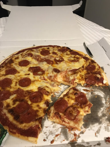 Jim's Pizzeria - 1103 Center Ave, Janesville, Wisconsin - Zaubee