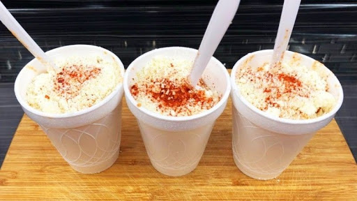 Restaurante El Charro Panzon Elotes Union en San Nicolás de los Garza