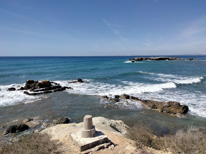 Playa de la Faroleta 🏖️ Tabarca, Spain - detailed features, map, photos
