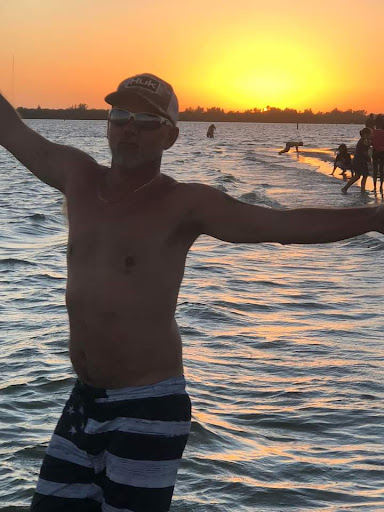 Gandy Beach Mangroves in St. Petersburg, Florida - Zaubee