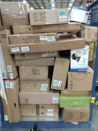 Amazon Returns Center CVG2 in Hebron, Kentucky - Zaubee