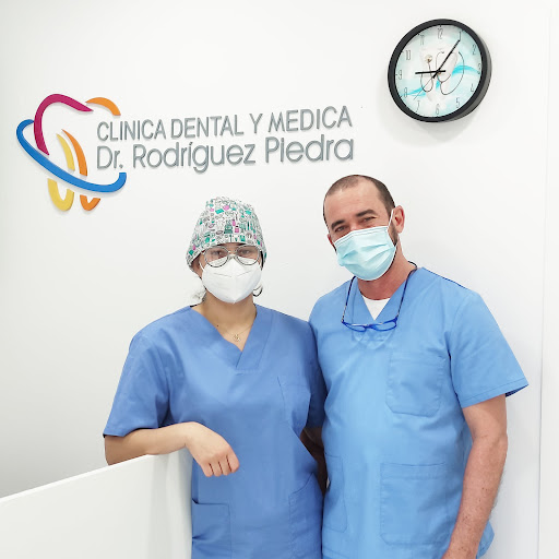 CLINICA DENTAL Y MEDICA Dr. RODRIGUEZ PIEDRA (Gijón)