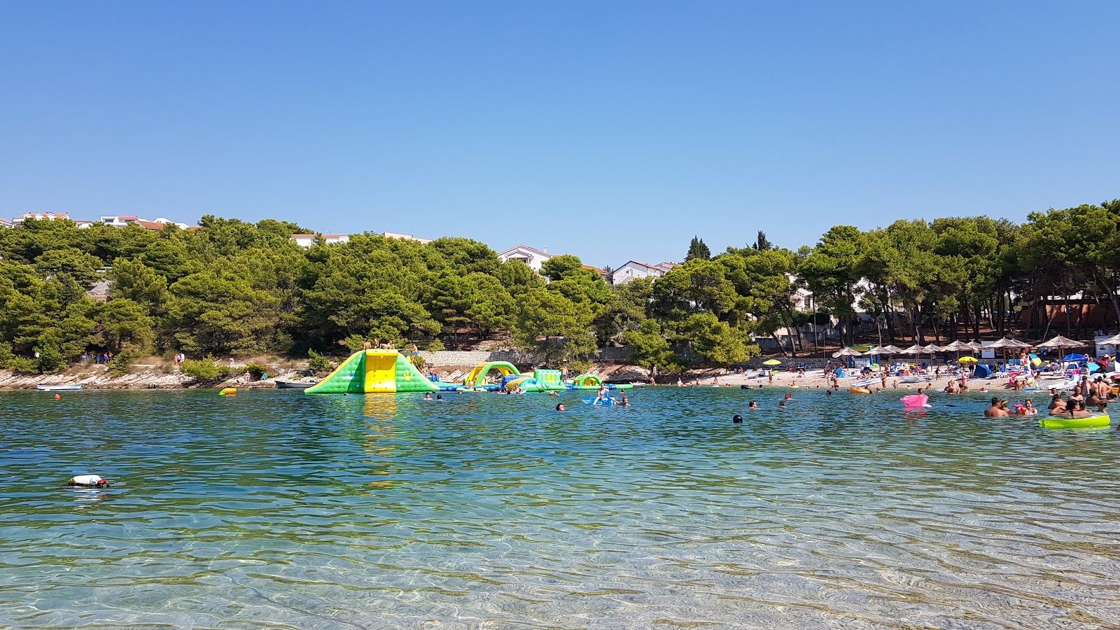 Strand Velika Raduca II (Plaža Velika Raduca II) 🏖️, Sibenik-Knin ...