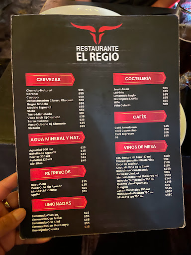 Restaurante El Regio cortés y hamburguesas en Azcapotzalco