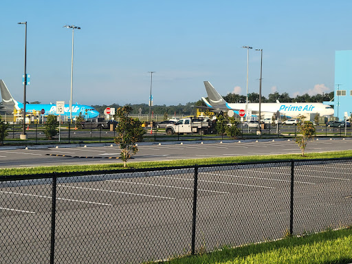 Amazon Fulfillment Center MCO1 in Orlando, Florida - Zaubee