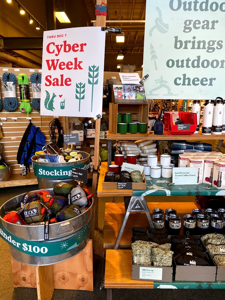 REI - Austin, TX 78703 - Location, Reviews, Hours and Information.