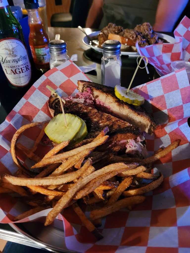 The Pub - Madison, OH 44057 - Menu, Reviews, Hours & Contact