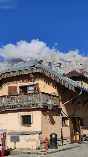 Cortina Bus Station, Autobus a Cortina d'Ampezzo