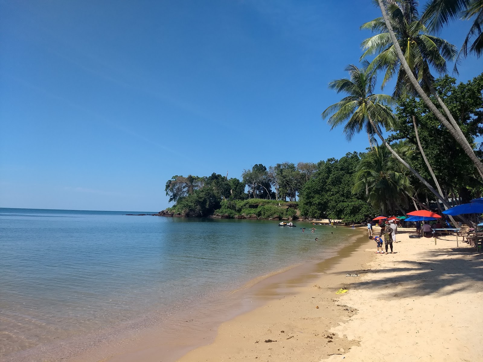 Ao Tan Khu Beach 🏖️ Baan Klong Son, Otok Koh Chang, Tajska - podrobne ...