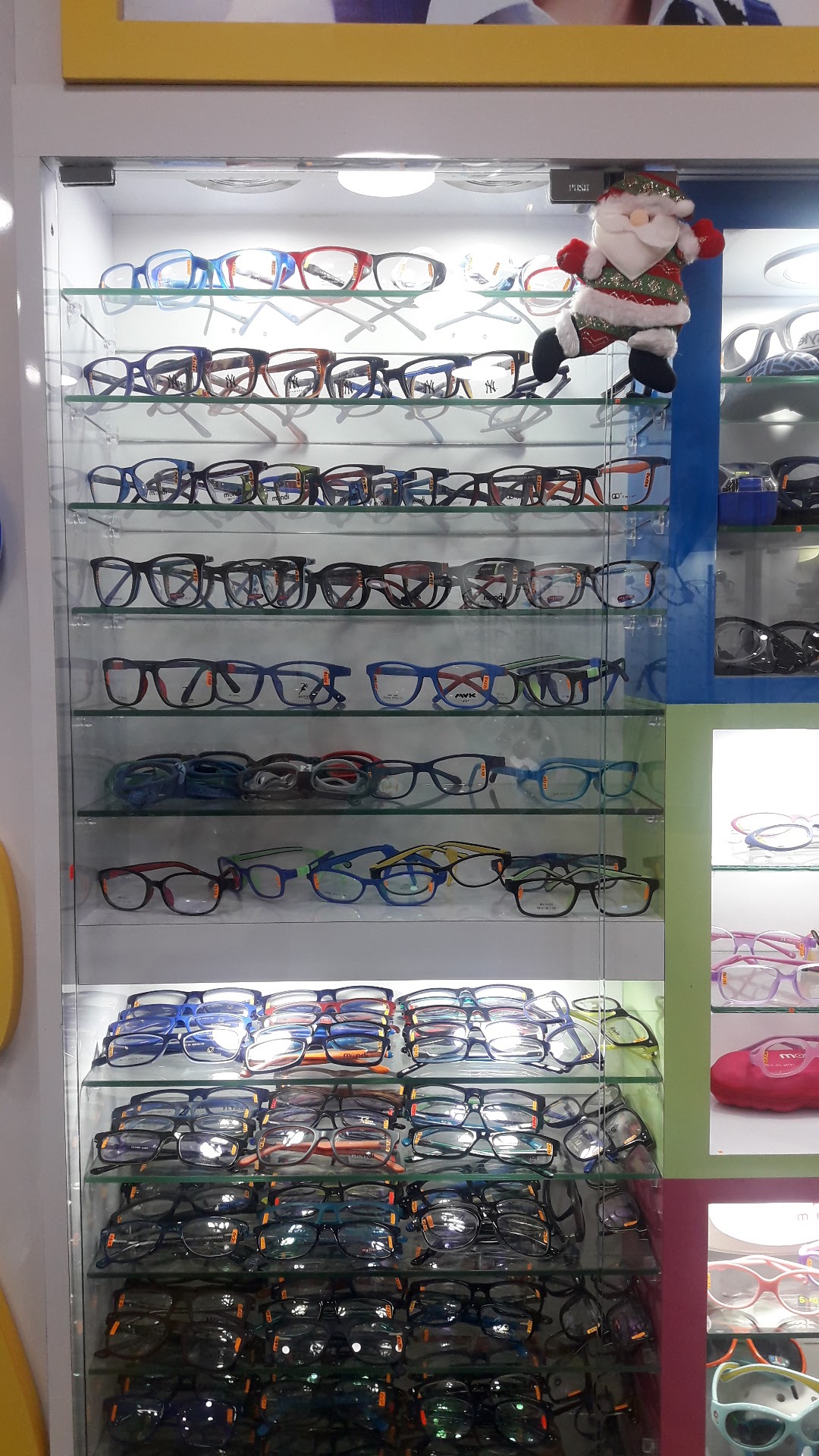 Óptica LOOK&VISION en la ciudad Cercado de Lima