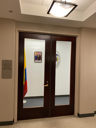 Consulate General Of Colombia in Streeterville, Chicago, Illinois - Zaubee