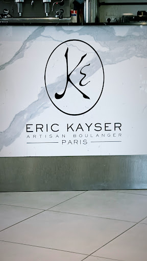 Eric Kayser in Gombe, Kinshasa, - Zaubee