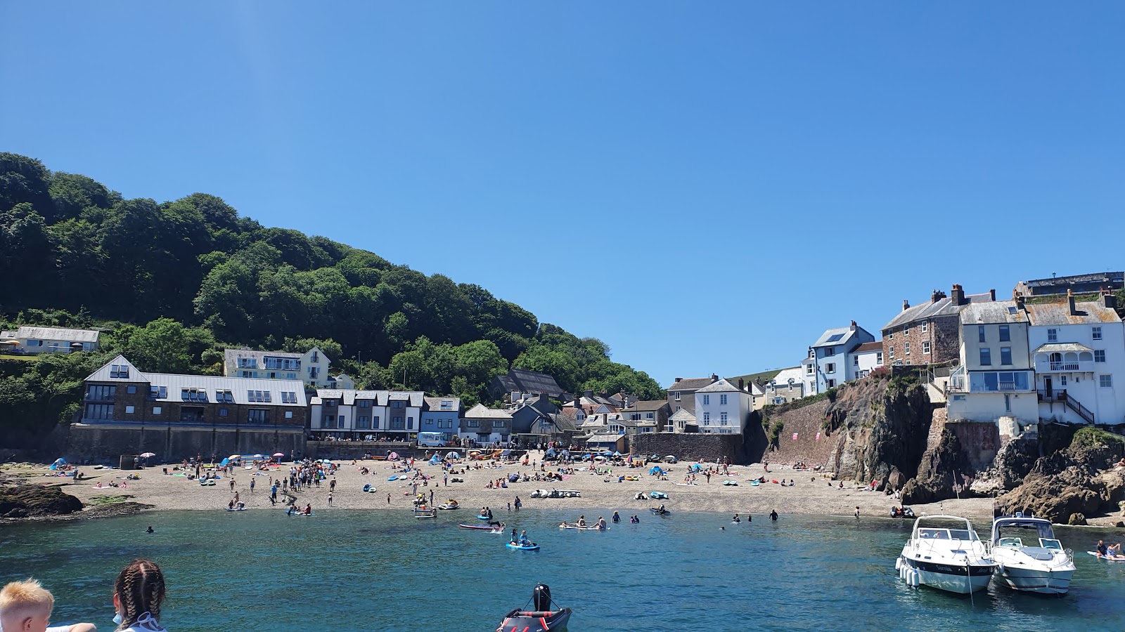 Cawsand beach | England, United Kingdom - detailed features, map, photos