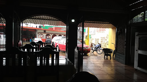 Restaurante "El CHEVERE" en Martínez de la Torre