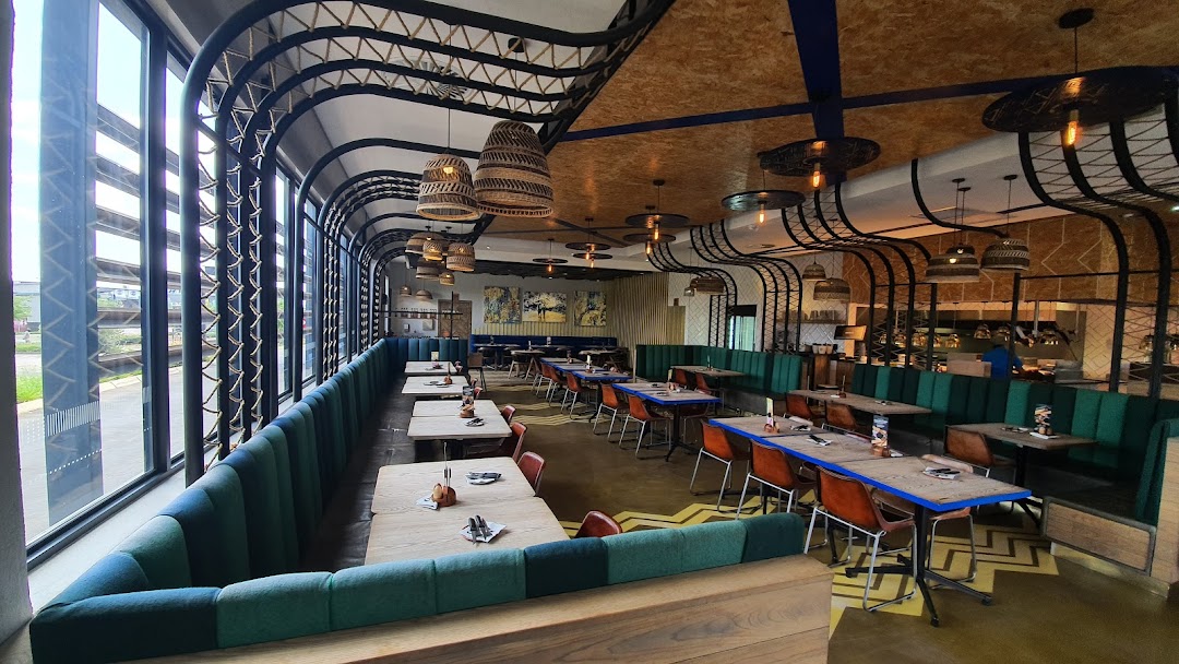 Nandos Platinum Square Drive Thru in the city Rustenburg