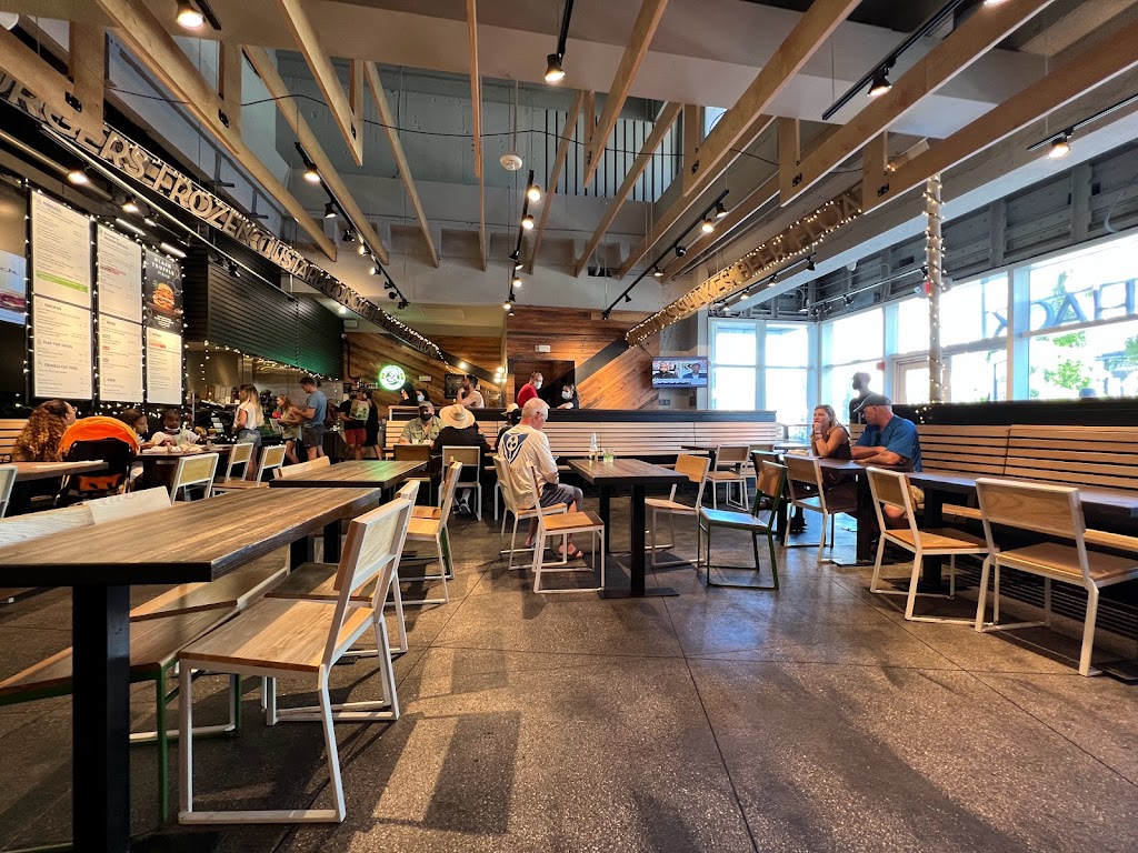 Shake Shack South Beach Miami - Coral Gables, FL 33139 - Menu, Hours ...