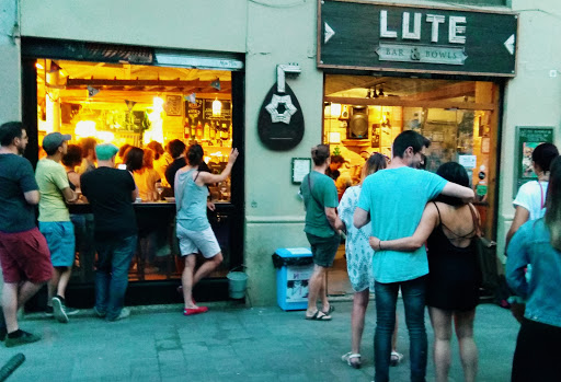 Restaurante LUTE Bar & Bowls en Barcelona