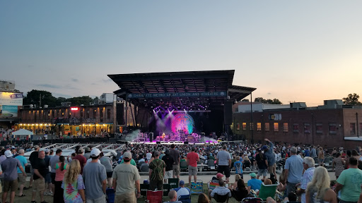 Amphitheater «Charlotte Metro Credit Union Amphitheatre», reviews and ...