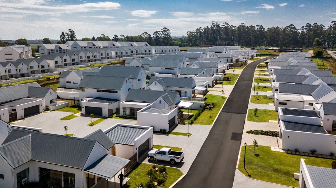 Emberton Estate in the city Gillitts