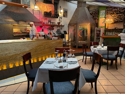 Quebracho Parrilla Argentina Restaurante Bar en Cartagena