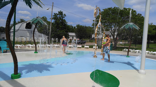 Water Park «Farmington Water Park», reviews and photos, 2 Black Knight ...