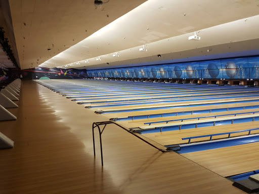 Bowling Alley «Country Club Lanes», reviews and photos, 2600 Watt Ave ...