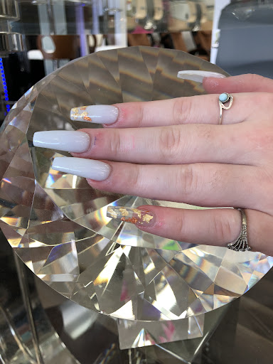 Upscale Nails - Locations from All Over the World