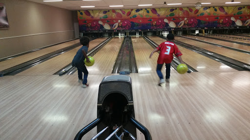Bowling Alley «Clermont Bowling Center», reviews and photos, 4 Westgate ...