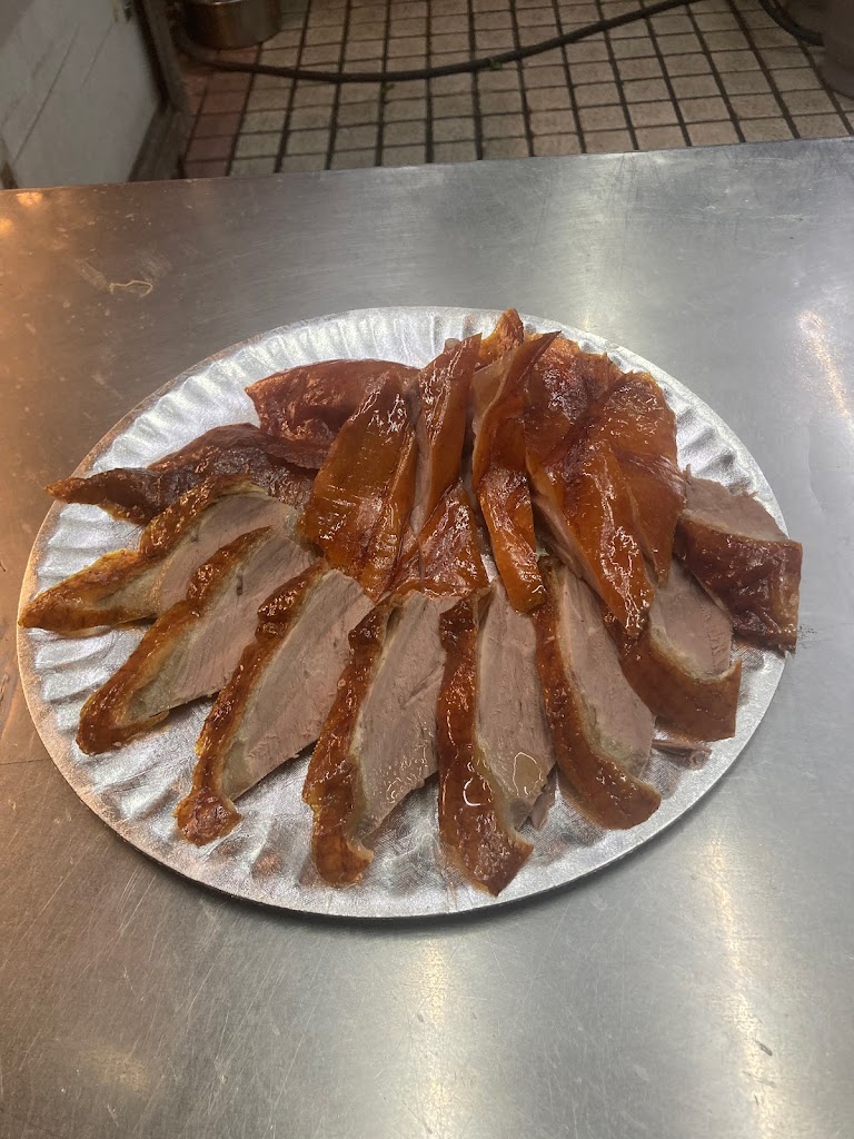 新北市三重區 華記櫻桃鴨-烤鴨專賣-三重店 - FooTinder 美食推薦 美食App