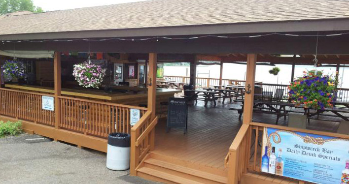 Shipwreck Bay - Mauston, WI 53948 - Menu, Reviews, Hours & Contact