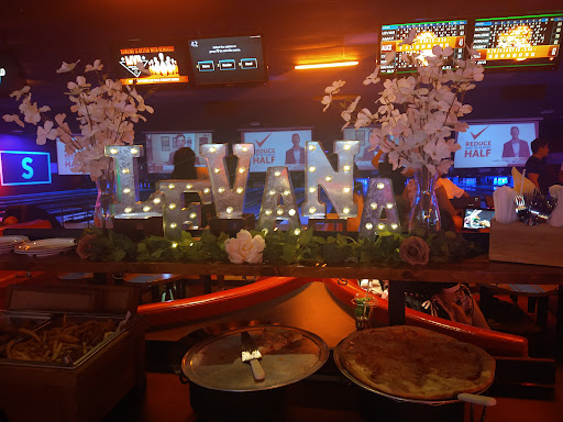 Bowling Alley «Bowlero Wallington», reviews and photos, 299 Paterson ...