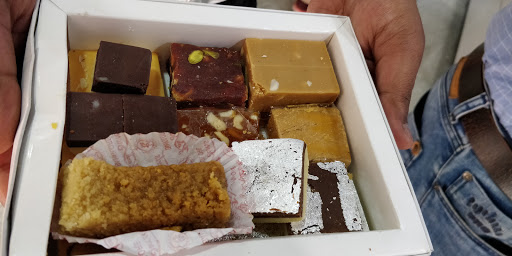 Kanti Sweets in Shanthala Nagar, Ashok Nagar, Bengaluru, Karnataka - Zaubee