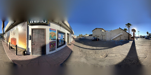 Restaurante EL SUME Cervezas Artesanales y del Mundo, México en Mexicali