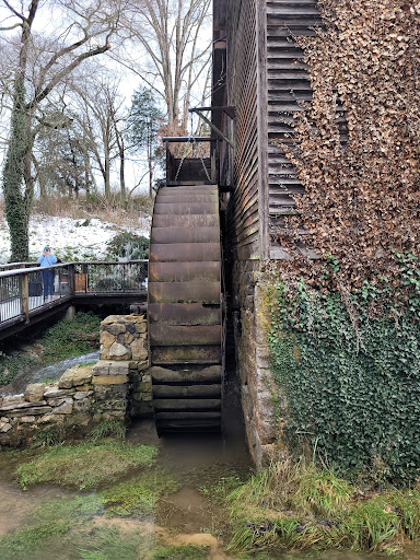 Blowing Cave Mill in Sevierville, Tennessee - Zaubee