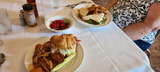 Zehnder's of Frankenmuth - AZexplained