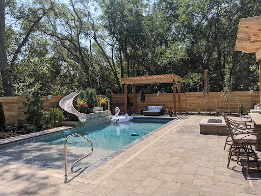 Laguna Pools LLC Nebraska - Swimming Pool and Backyard - Design and Build