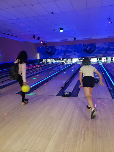 Bowling Alley «Spare Time Groton», reviews and photos, 27 Kings Hwy ...