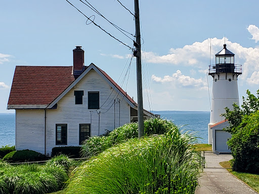 Warwick Lighthouse - AZexplained