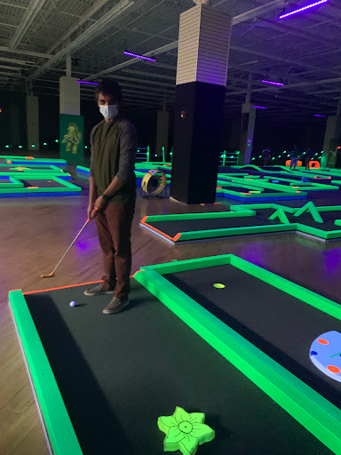 Lunar Mini Golf Of Grapevine in Grapevine, Texas - Zaubee