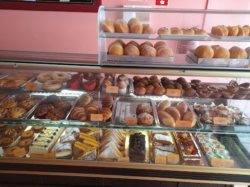 O Rei das Bolas de Berlim - Armação de Pêra | Pastelarias.pt