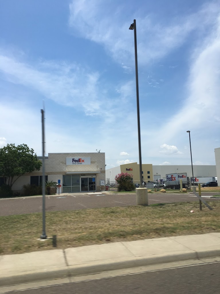 FedEx Ship Center - Laredo, TX 78041 - Location, Reviews, Hours and ...