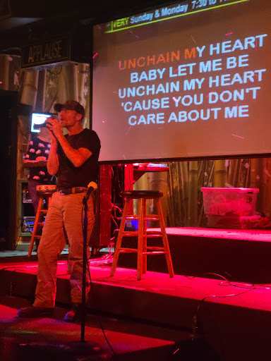 Post Time Lounge & Cafe - Cocktail bar - Longwood, Florida - Zaubee