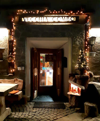 Ristorante Vecchia Combo in Bormio con cucina Altre cucine