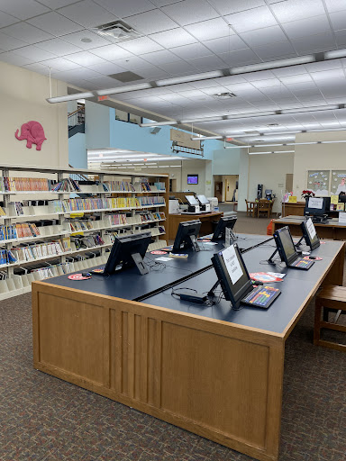 Fort Bend County Libraries - Cinco Ranch Branch in Katy, Texas - Zaubee