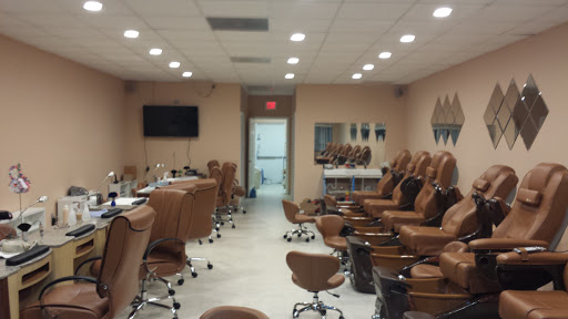 Happy Nails - Locations from All Over the World