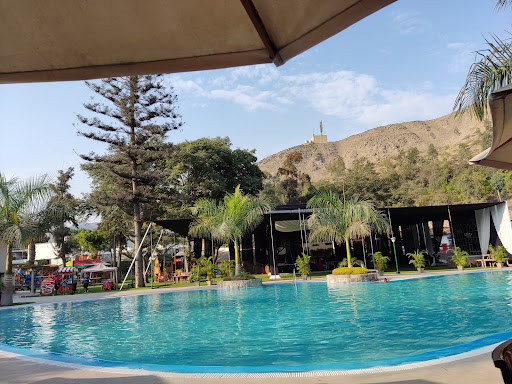 Rinconada Country Club - Clubes con Piscina | San Borja