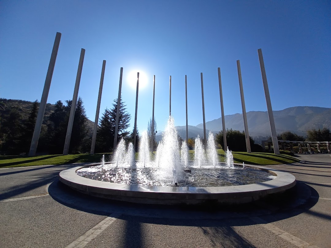 Cementerio Parque del Recuerdo Cordillera en la ciudad Puente Alto