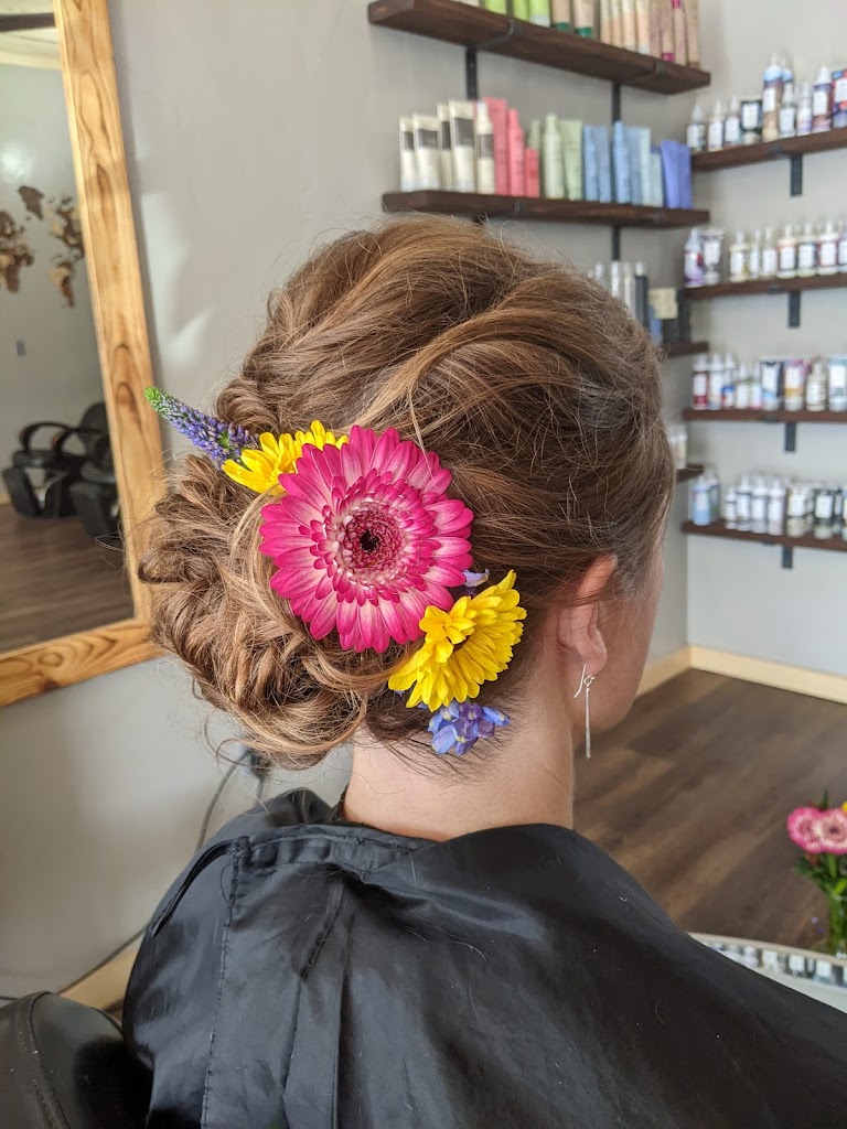 Roots Salon - Ashland, WI 54806 - Services and Reviews